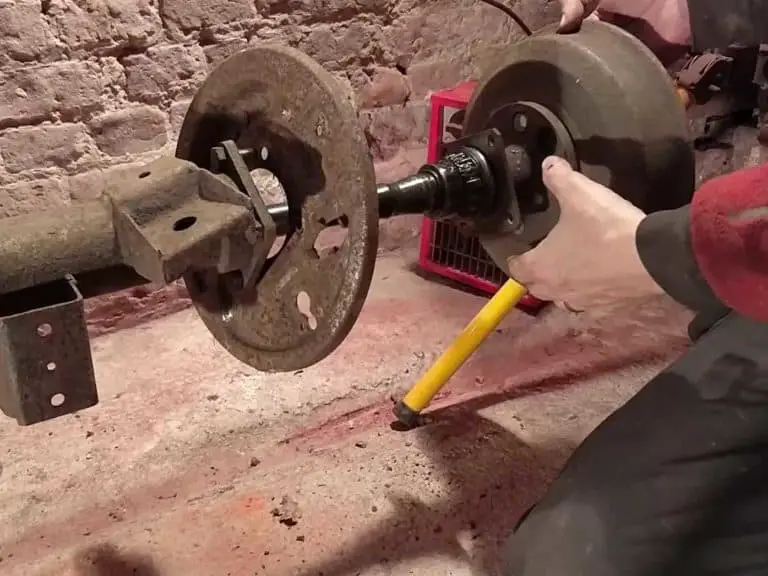 Triumph TR7 Restoration: Restoring and Fitting the Rear Axle – Old to ...